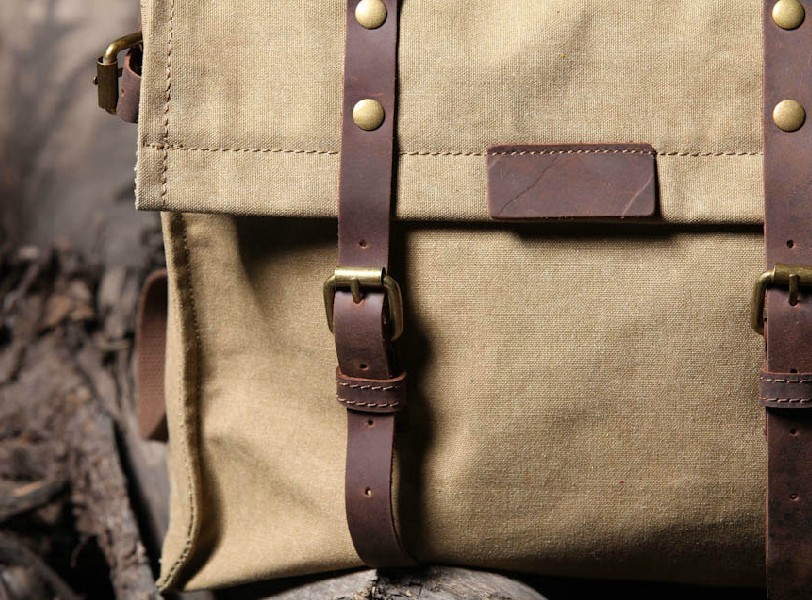 Messenger purse, messenger book bag - BagsEarth